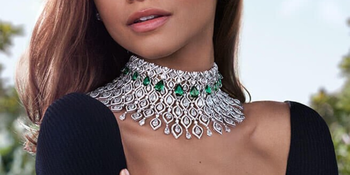 أجمل قلادات بولغاري بالأحجار الكريمة الفخمة - مجلة هي